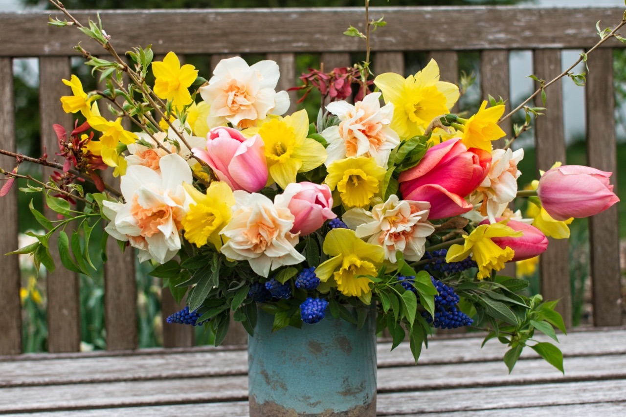 How to Make a Spring Flower Arrangement - Not Quite a Homestead